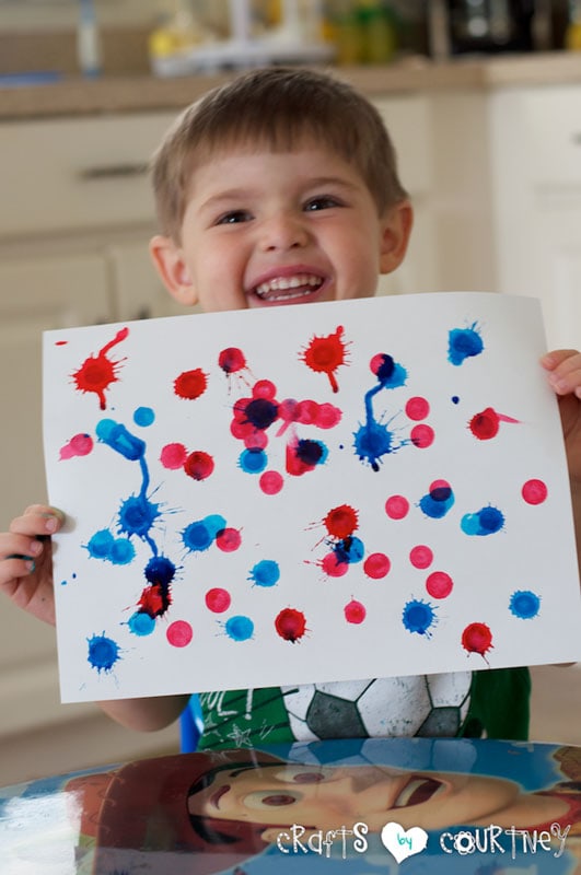 How-to Make Fireworks With Bingo Daubers