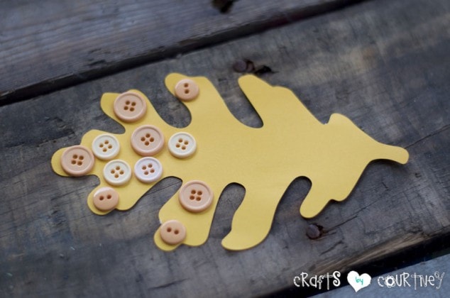 How-to Create Framed Fall Button Art Decor