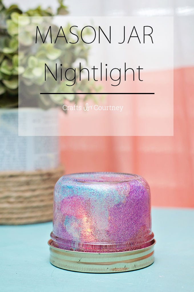 DIY MASON JAR NIGHT LIGHT CRAFT