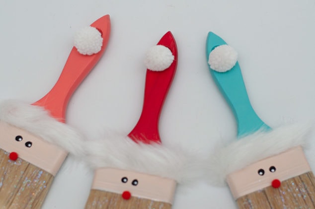 How to Make a Santa Paintbrush Ornament