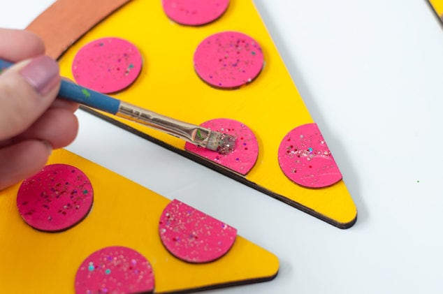 DIY Pizza Craft with DecoArt Galaxy Glitter