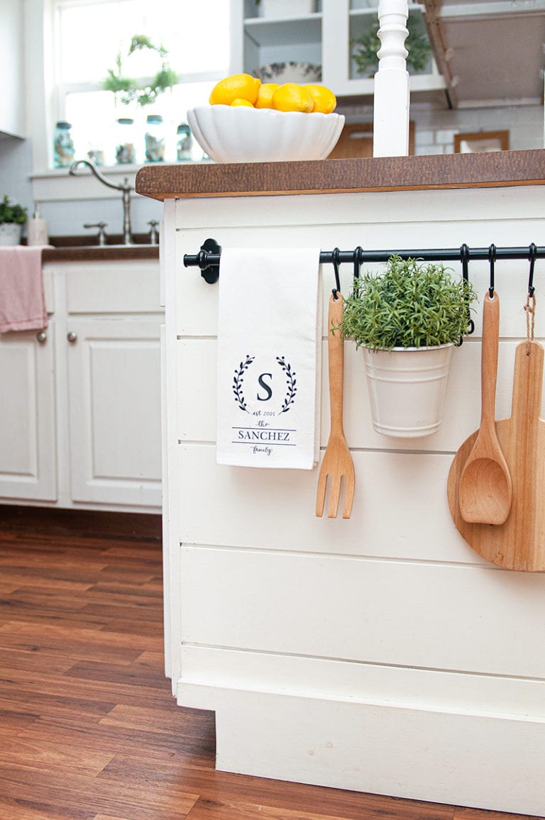 DIY Monogrammed Kitchen Towels